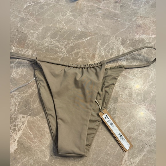 SKIMS | Swim | Skims Signature Swimstring Bikini Bottom | Poshmark